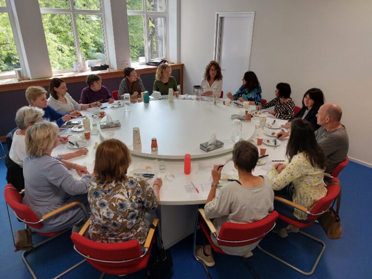 Expert vs. consumer sensory panels: best of both worlds? | NIZO